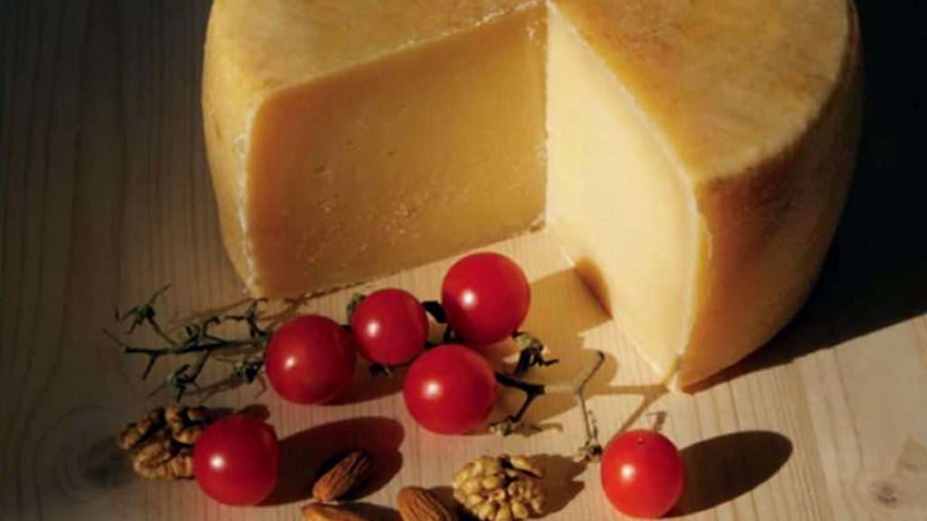 Paški sir | 24. hrvatski prehrambeni proizvod zaštićenog naziva u ...