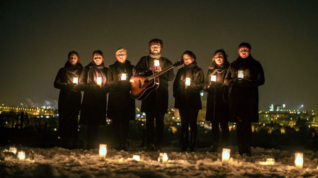 Ivan Grobenski izvodi atmosferičnu pjesmu "Dojdi, draga, dojdi" u ...