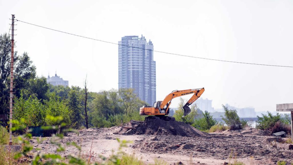 Iznajmljivanje bagera i kamiona kipera izvrsna je opcija za one koji ...
