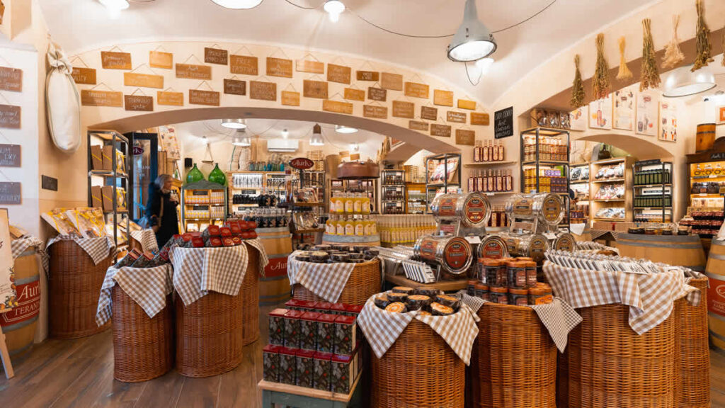 Destilerija Aura napokon u Zagrebu | Otvorena prva službena trgovina najnagrađivanije ...